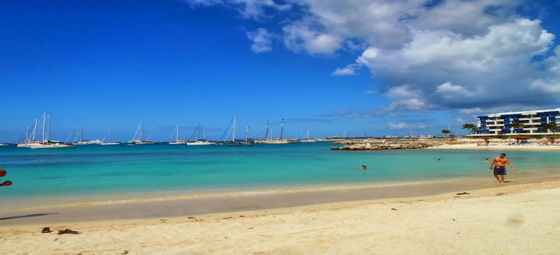 Kim Sha Beach St Maarten - We Love Saint Martin